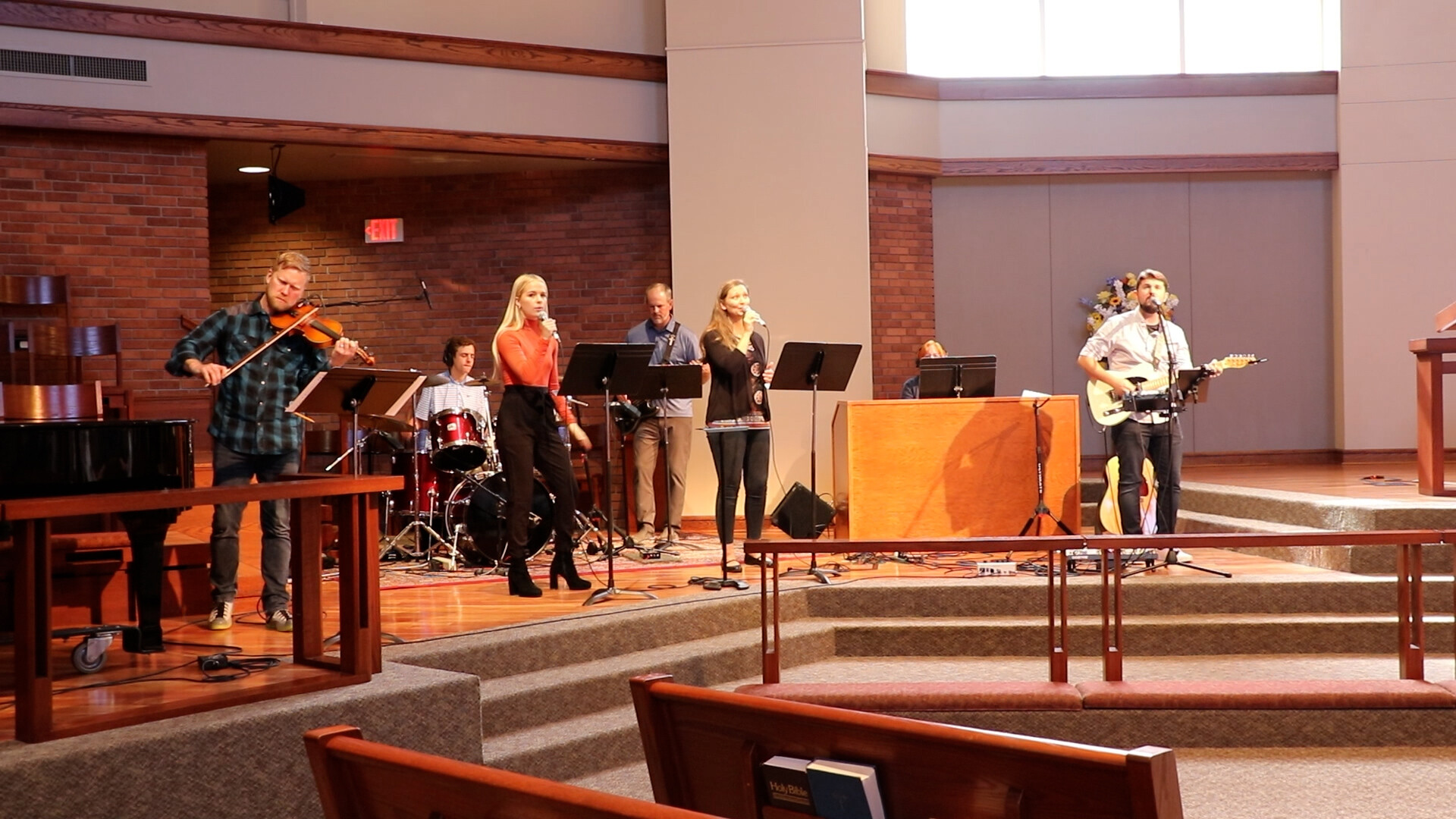 Worship with Us | Lutheran Church of Webster Gardens