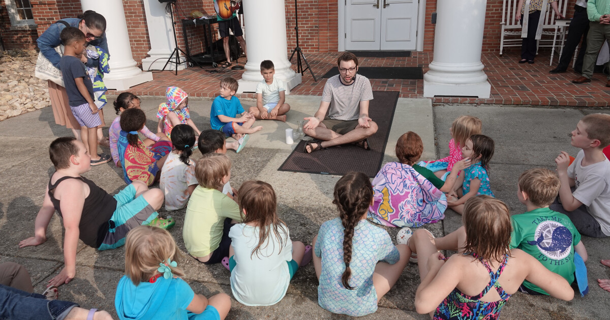 Messy Church | Williamsburg UMC | VA