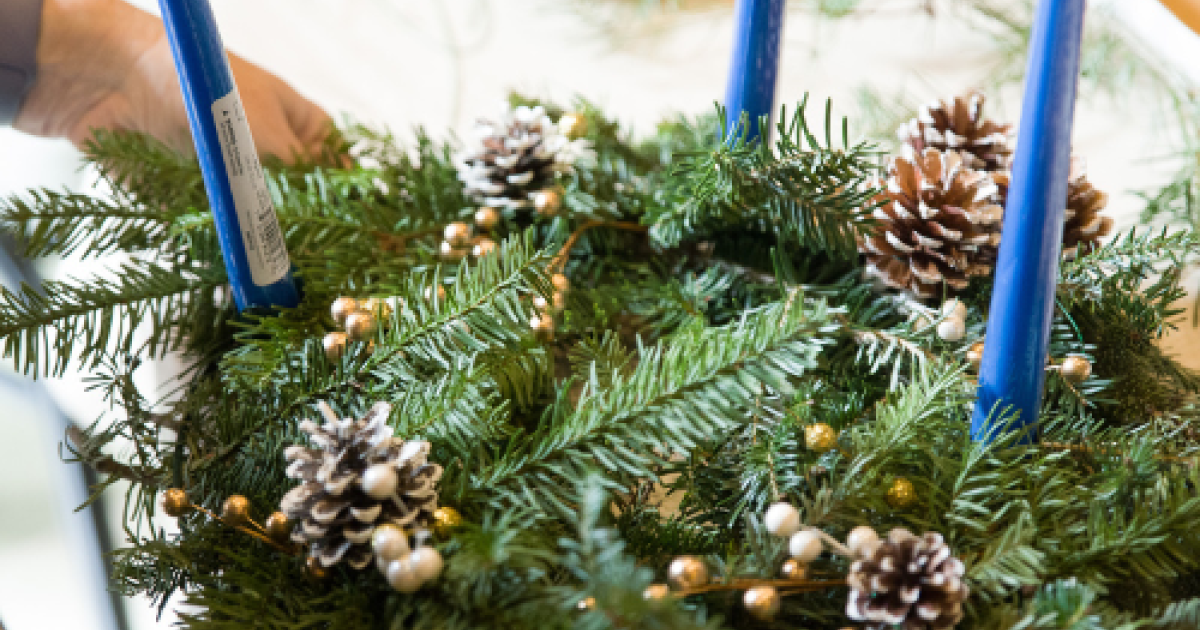 Nov. 30: Making Advent Wreaths and Luminarias | Children and Youth | St ...