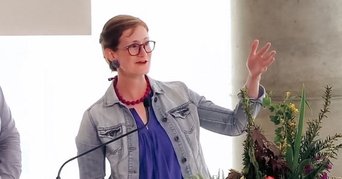 Blessing Hannah | First News | m-89114